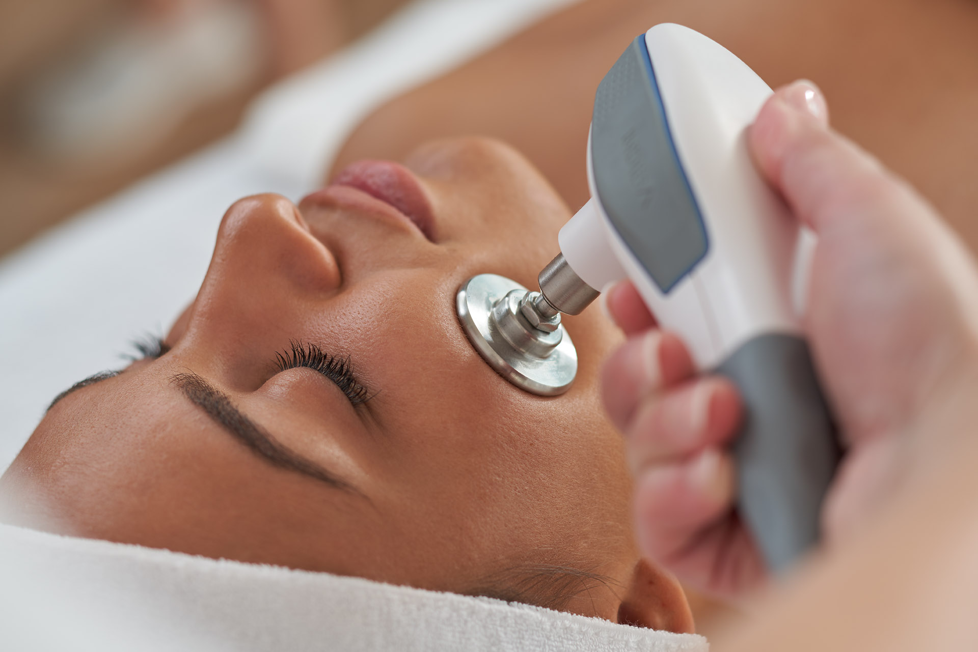 INDIBA Tecar: Preobrazite svoj videz z revolucionarno estetsko terapijo ...